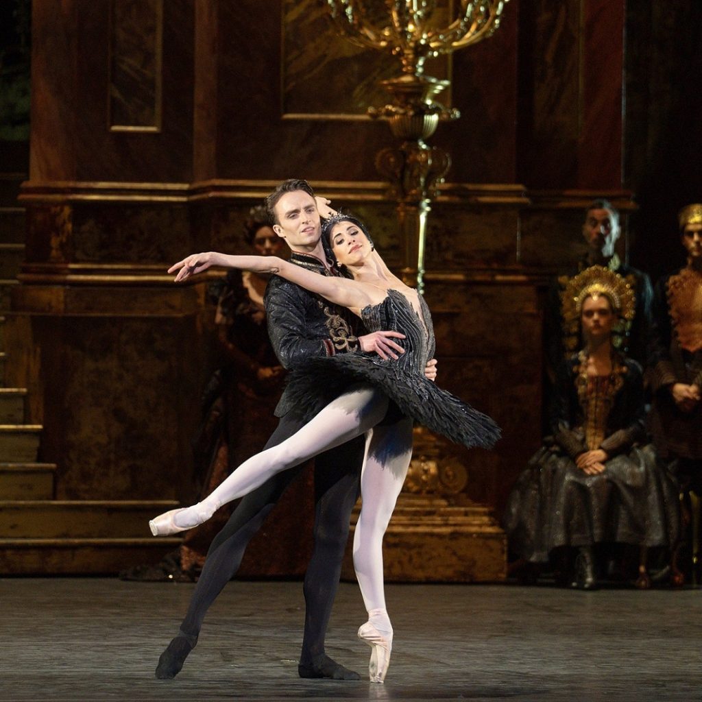 Najpoznatiji balet na svetu, LABUDOVO JEZERO, uživo iz Londona u ...